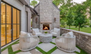 houzz-compact-outdoor-space - Houston Agent Magazine